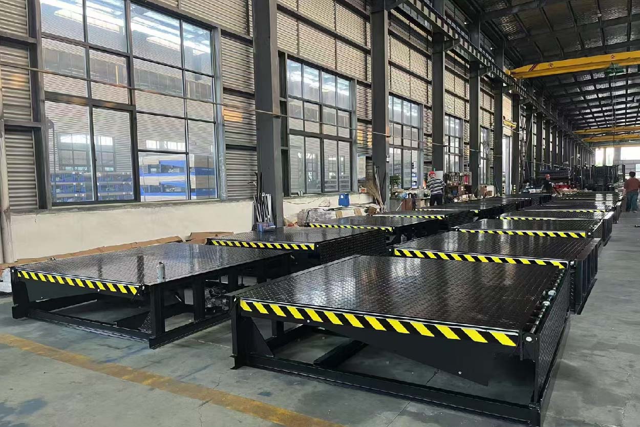 Hydraulic Dock Leveler | Efficiency & Safety | Dock Leveler Manufacture