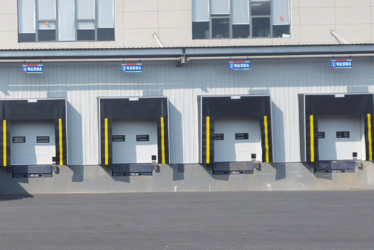 Loading Bay Dock Shelters - High Speed Door-SEPPES