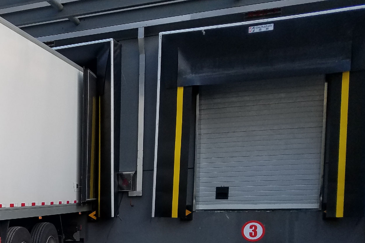 Retractable Dock Shelter - High Speed Door-SEPPES