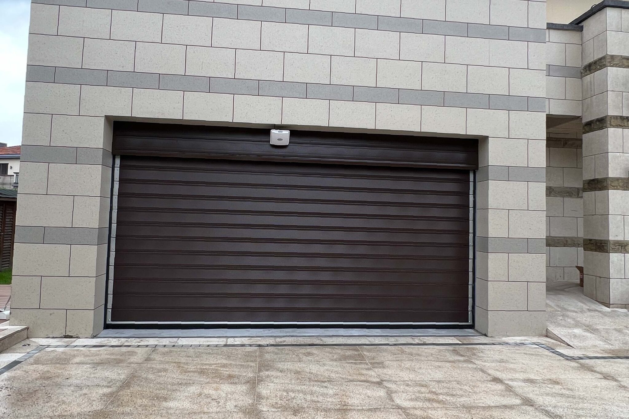 Fast Garage Door Example Analysis: How to choose high-end intelligent ...